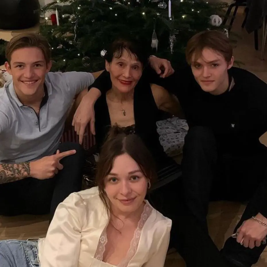 Mingus Lucien Reedus - Age, Height, Wiki, Bio, Net Worth, and ...